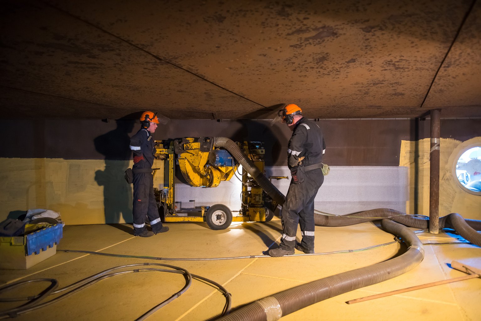 What is a Vertical Shot Blaster?